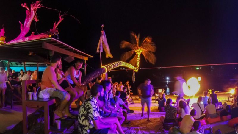 8 Places For Bachelor Party In The World Before You Get Married