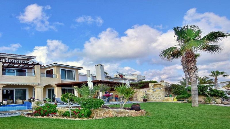 Top 8 Cyprus Villas For A Deluxe Escape