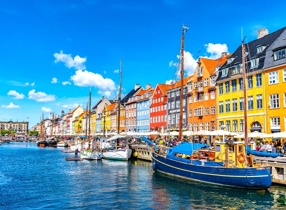 8 Nights 9 Days Amazing Europe Group Tour Package - Myholidays.com