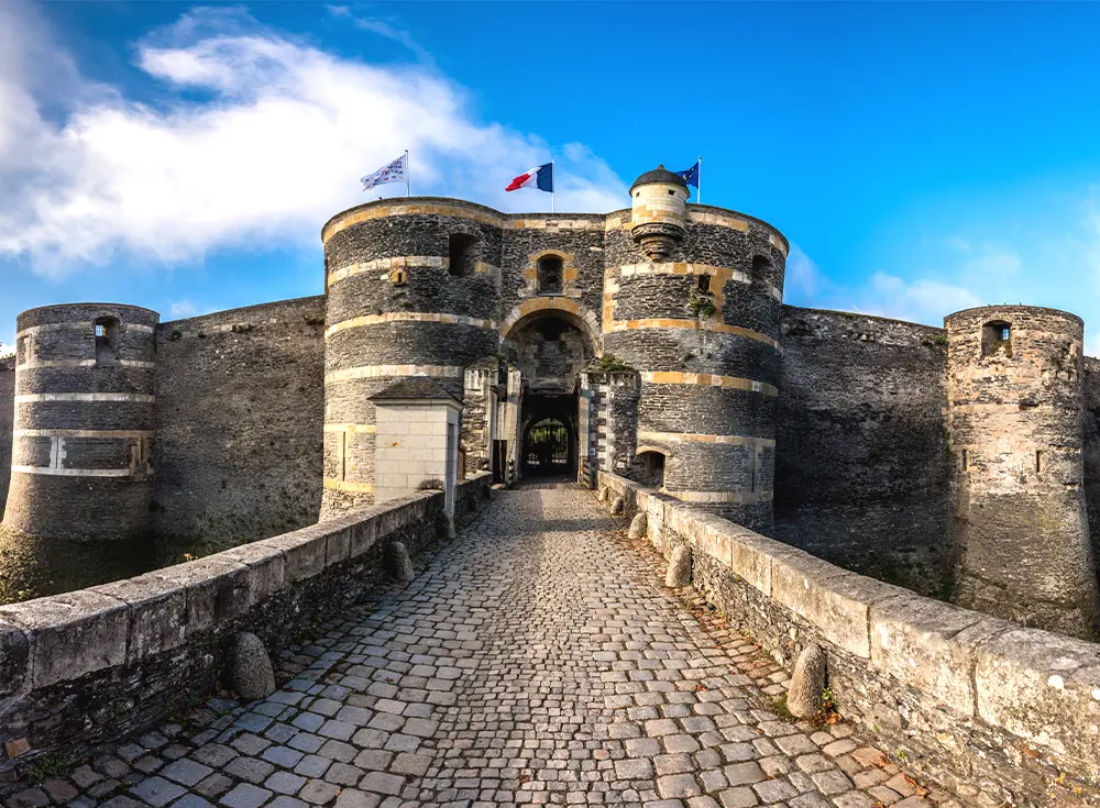 4 Nights 5 Days Paris Cultural Tour Package - Myholidays.com