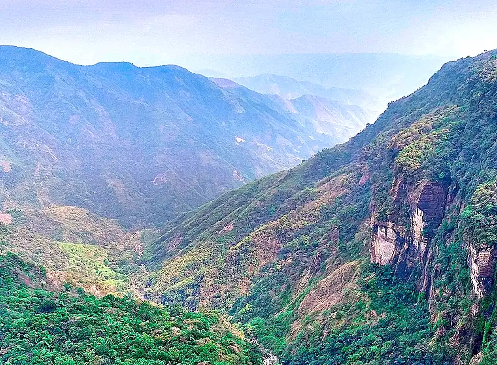 5 Days 4 Nights Meghalaya Tour Package - Myholidays.com