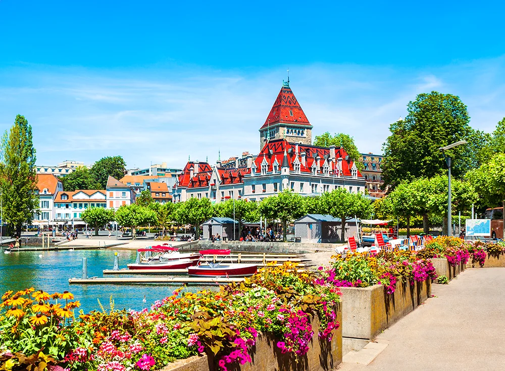 Interlaken and Lucerne Sightseeing Tour Package for 5 Days 4 Nights ...