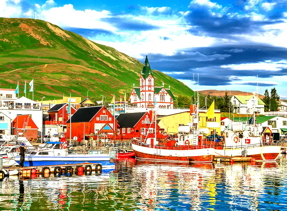 Scenic Iceland 2 Nights 3 Days Tour Package for Family - Myholidays.com