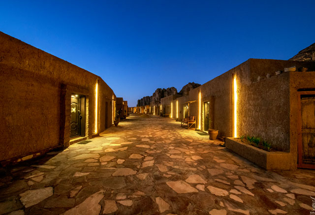 Mesmerizing AlUla tour package for 4 days 3 nights - Myholidays.com